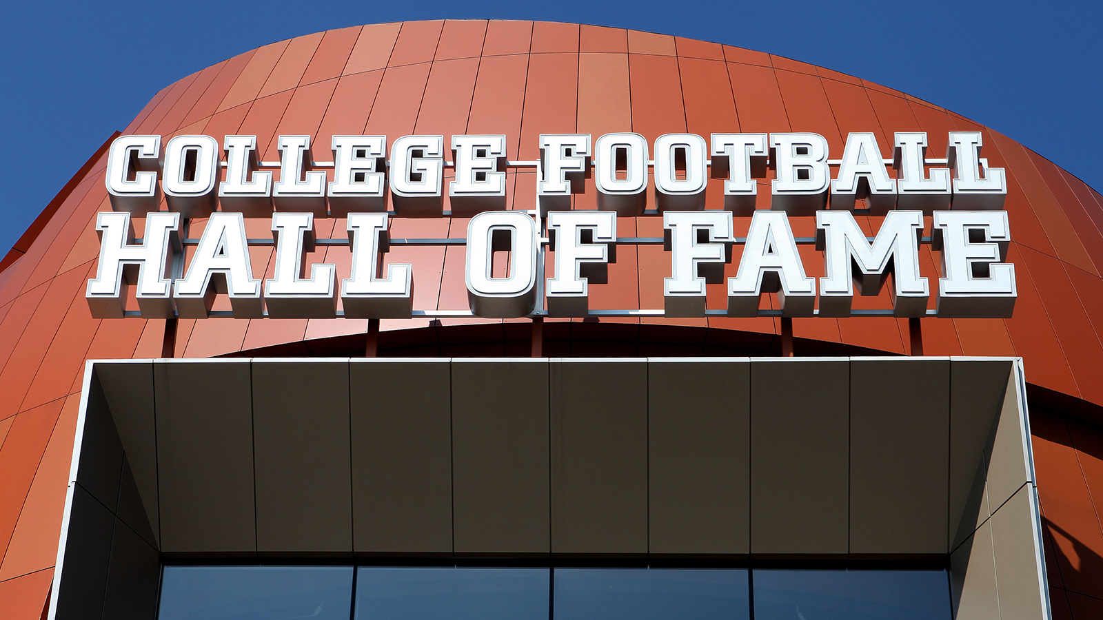 The 12 Schools With Most College Football Hall Of Fame Players
