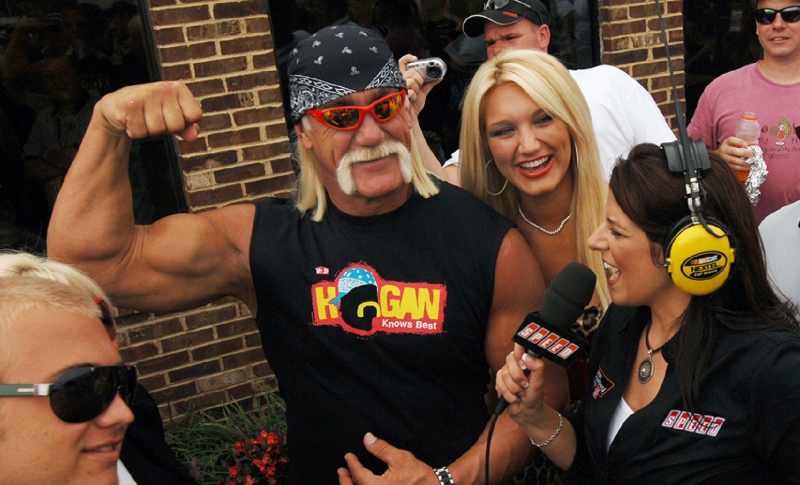 Hulk Hogan's Daughter Brooke Asked To Be Removed From Father's Will