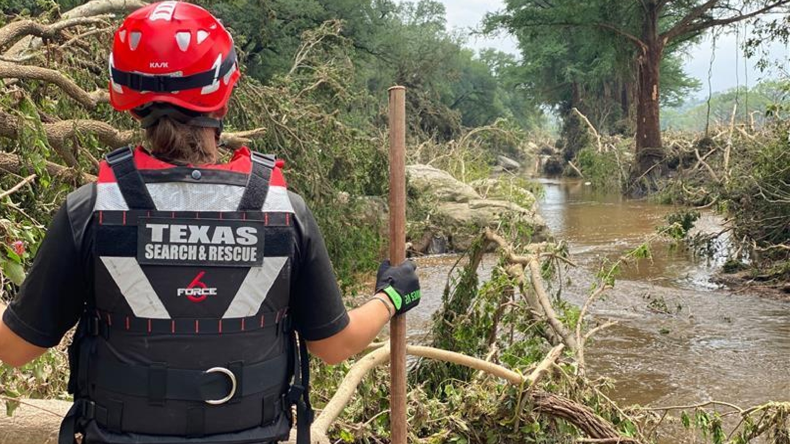 Volunteers Rescue Drowning Woman From Texas Flooding