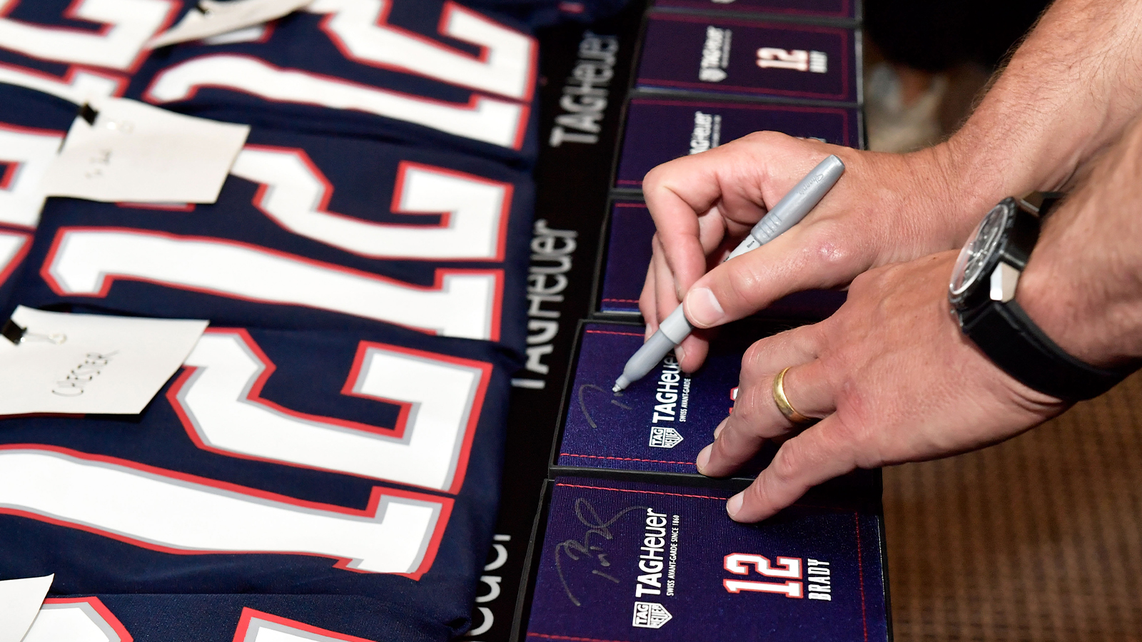 Autograph Dealer Found Dead After Explosive Fraud Admission