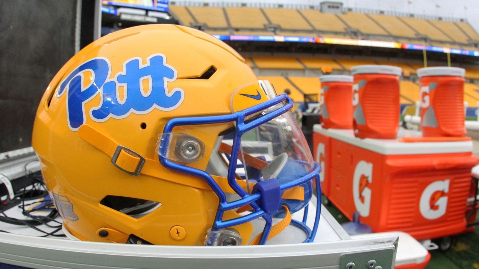The 10 Best Helmets In College Football