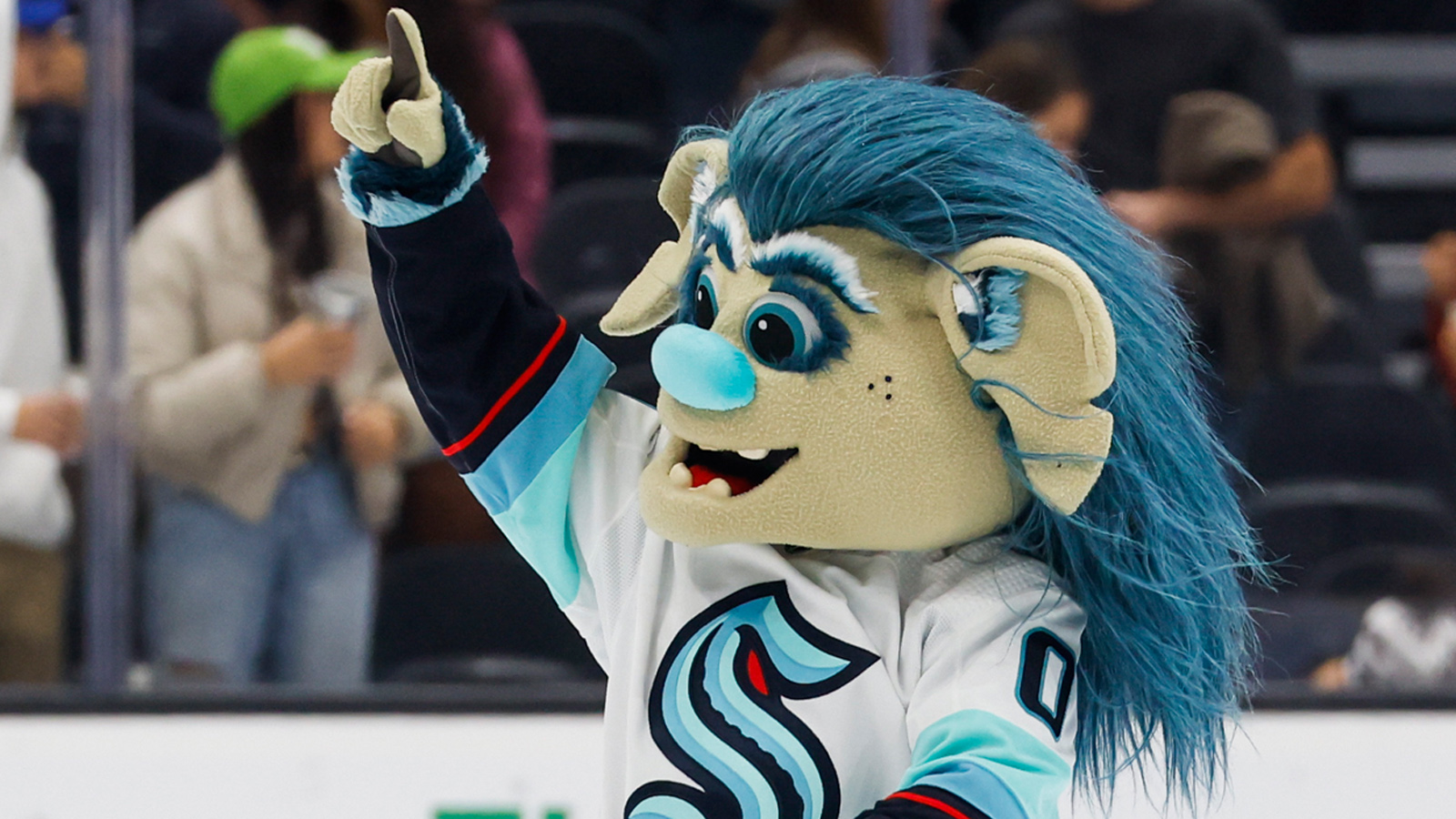 Seattle Kraken Mascot Almost Got Taken Out By A Grizzly Bear