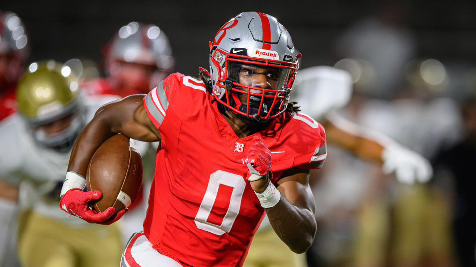 Tennessee Running Back Already Scored The Craziest TD Of 2025