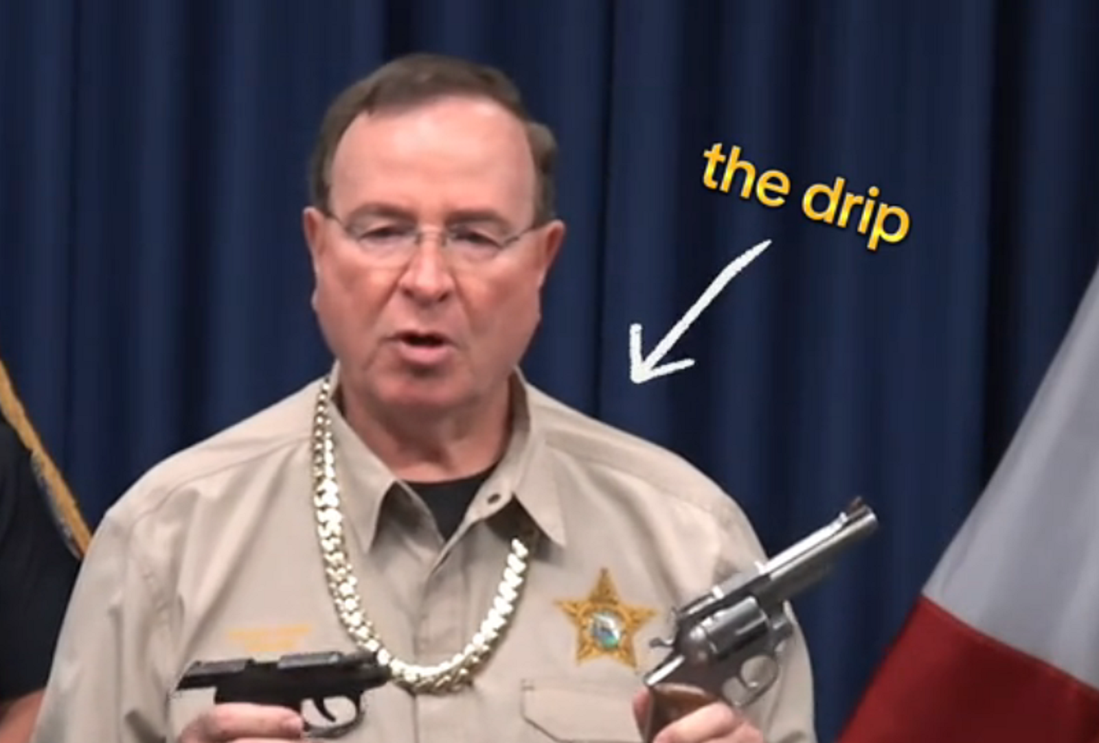 Florida Sheriff Wears $50k Chain To Mock Alleged Drug Dealer