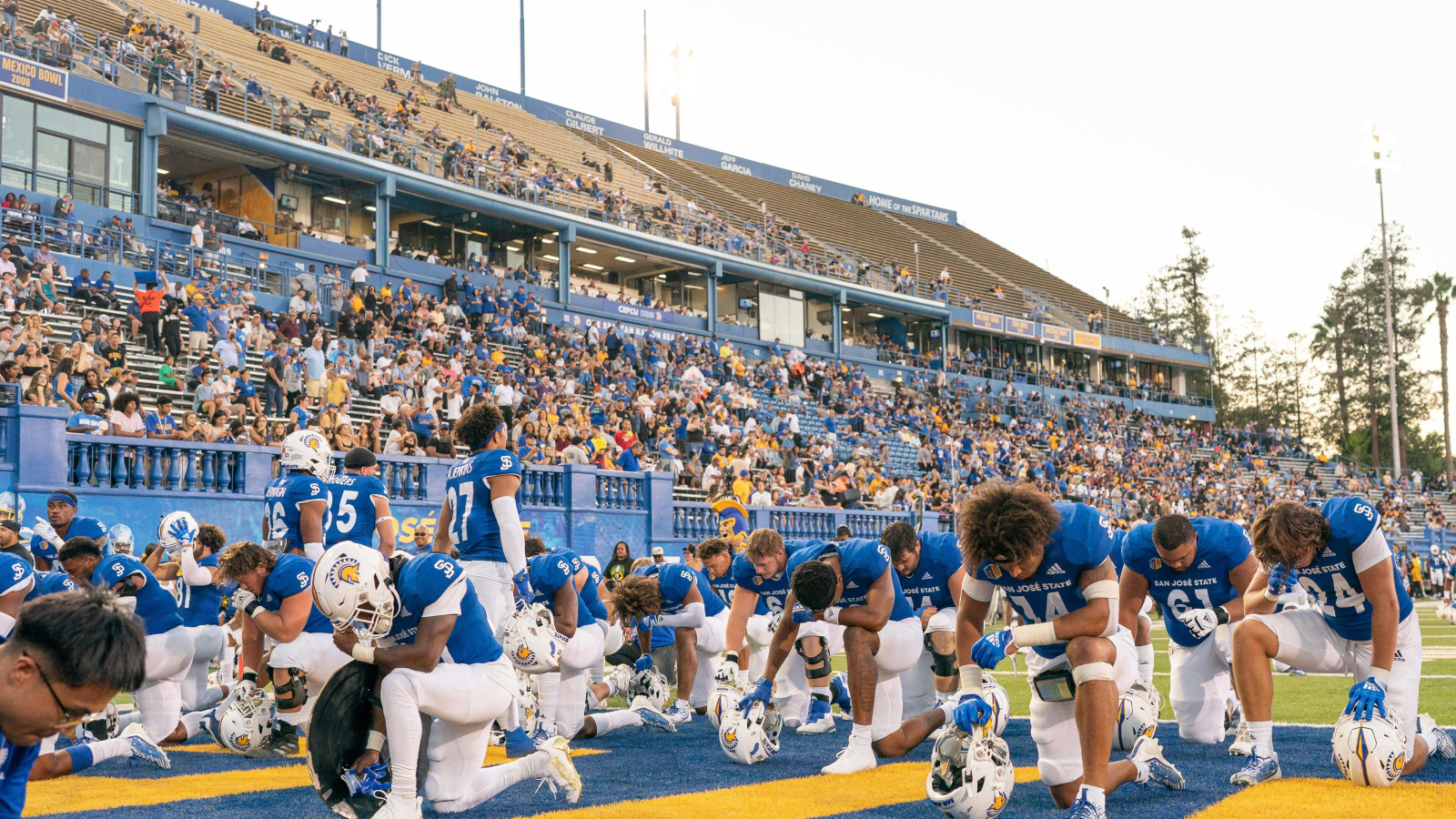 The 9 Smallest FBS Football Stadiums In America