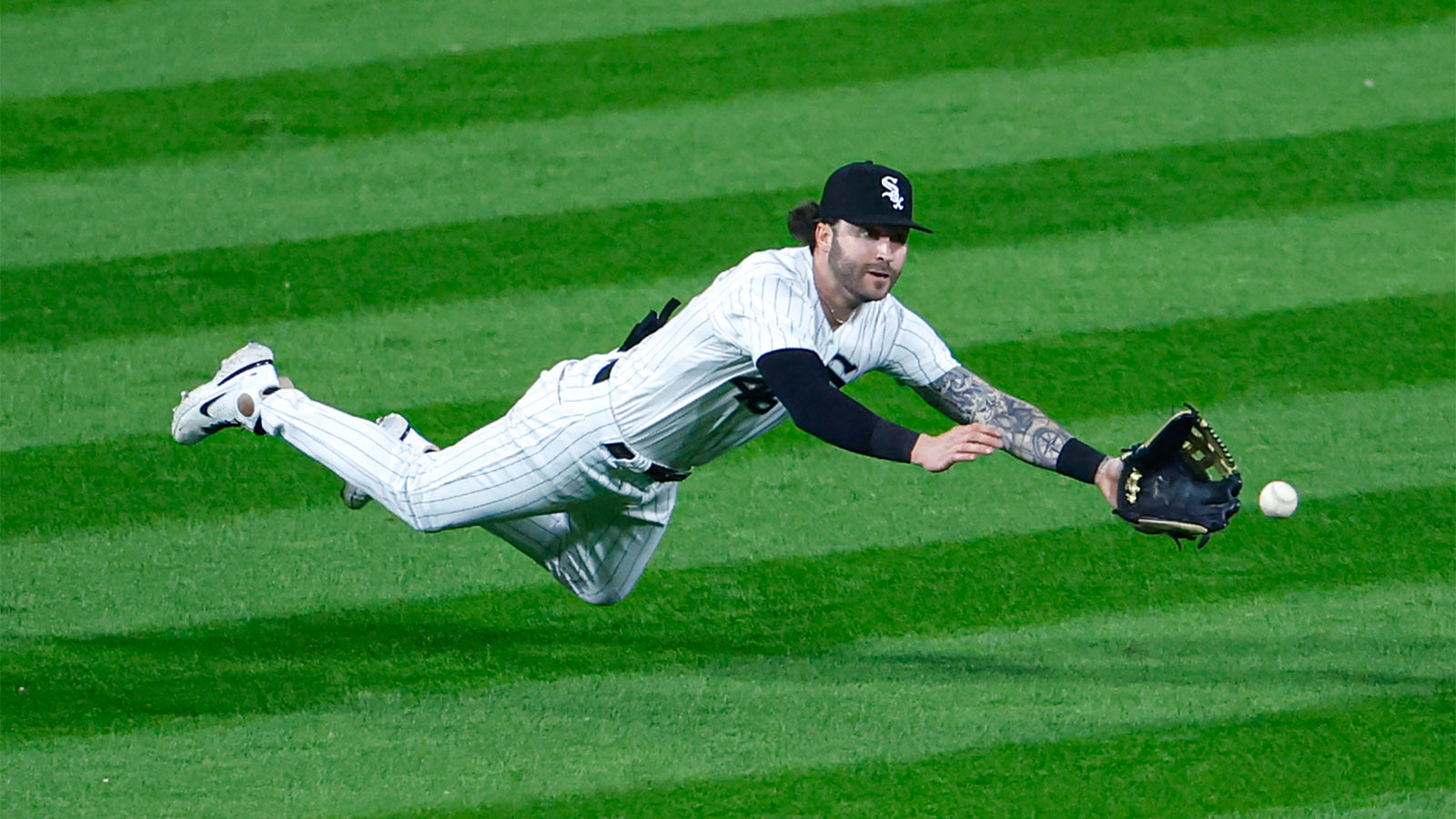 Former MLB Outfielder Tyler Naquin Is Trying To Become A Pitcher