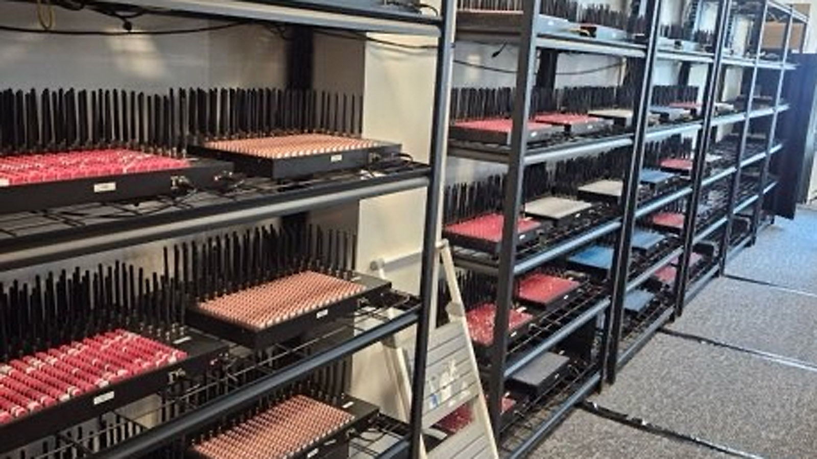 Secret Service Foils Plot To Shut Down Cell Service In New York