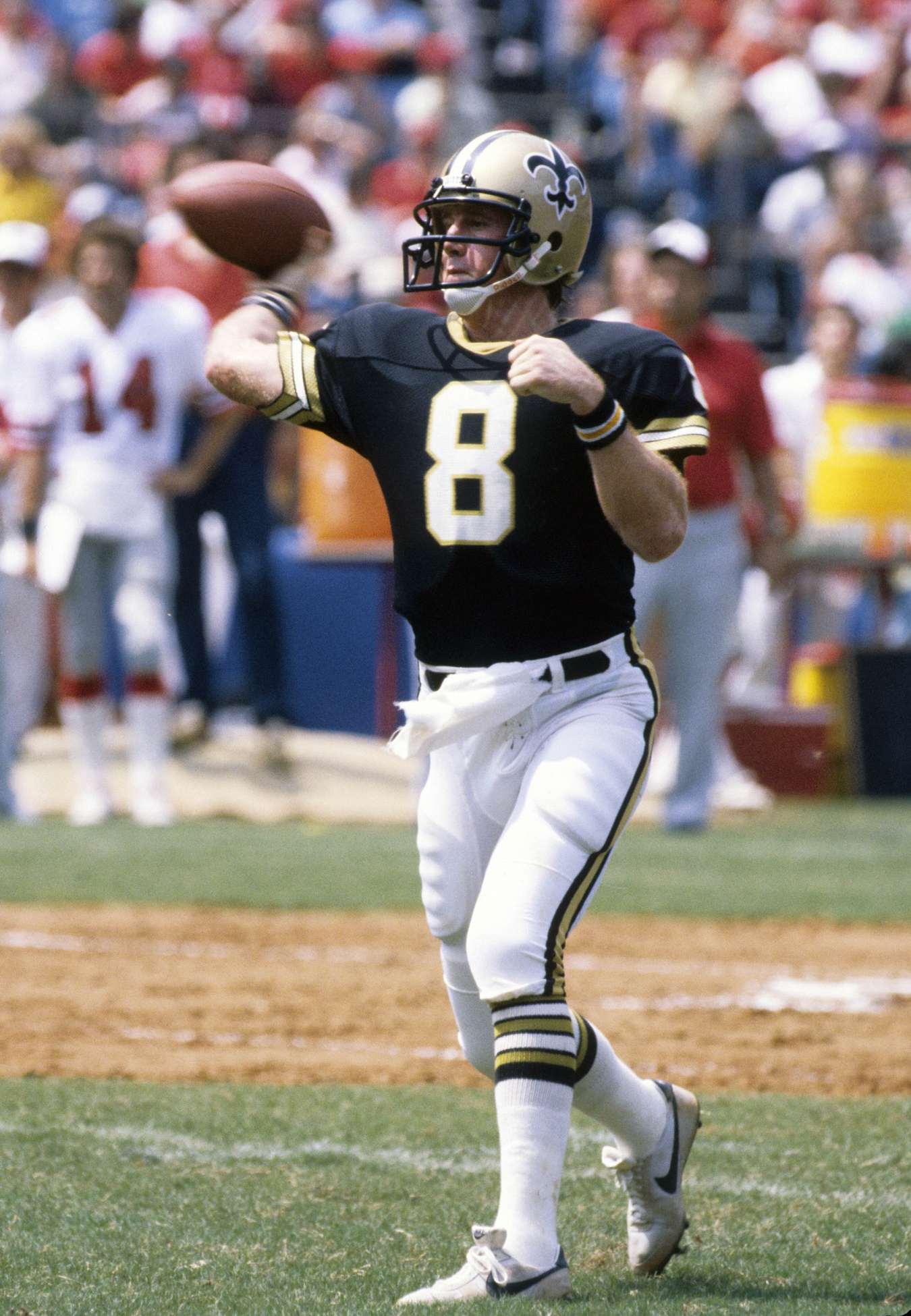 Arch Manning's Family History Explains His Shoulder Injury