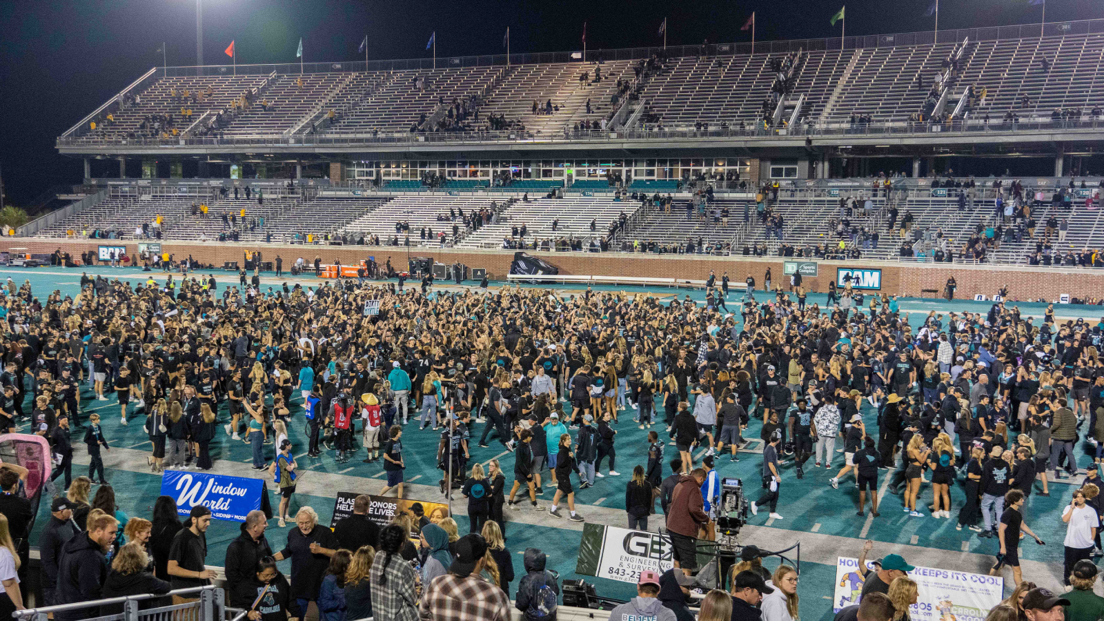 The 9 Smallest FBS Football Stadiums In America