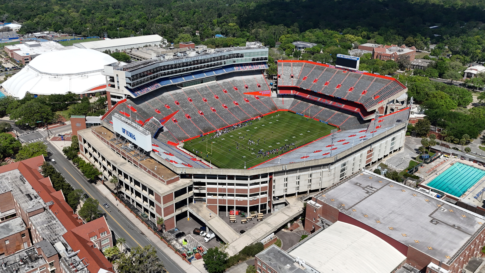 12 Largest Sports Stadiums In Florida Are Bigger Than You Think