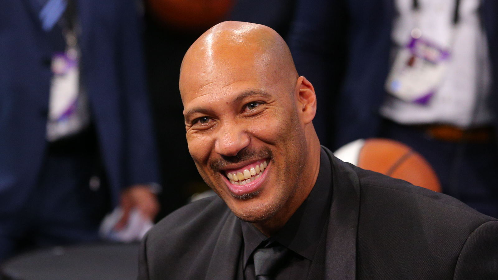 LaVar Ball Shows Off His New Prosthetic Leg After Amputation