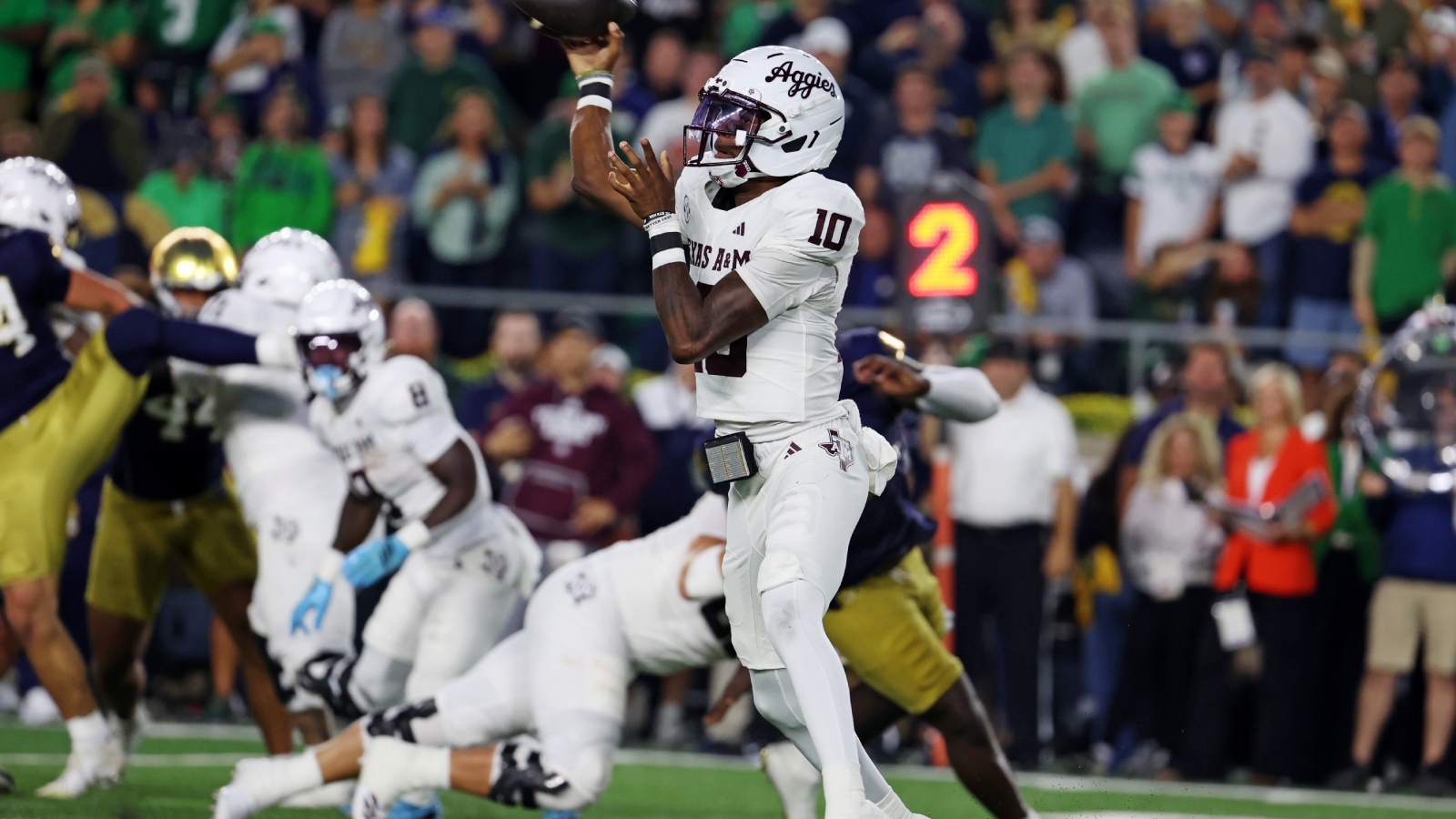 SEC Refs Under Fire For End To Notre Dame-Texas A&M Football Game