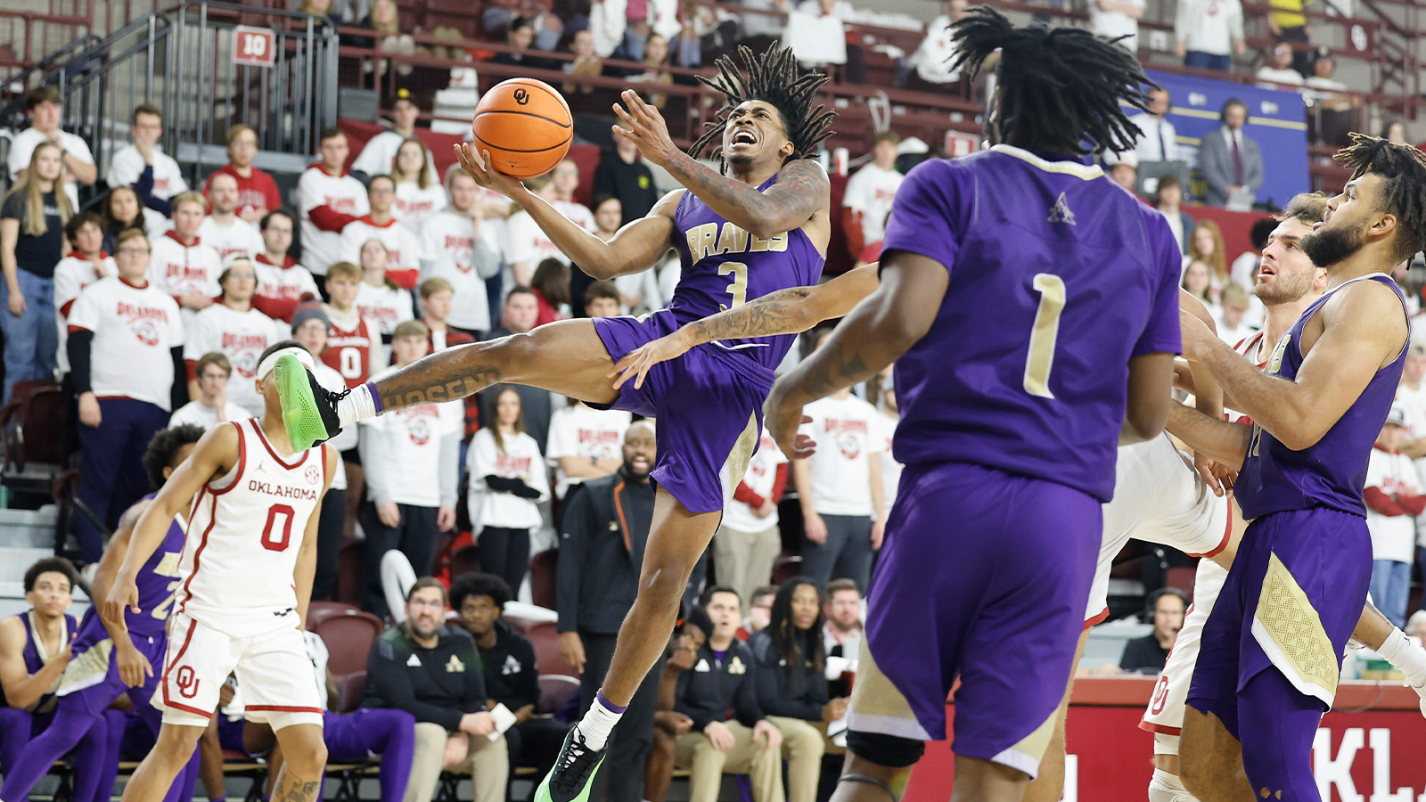 Mississippi College Basketball Team Gets Paid To Lose 11 Games