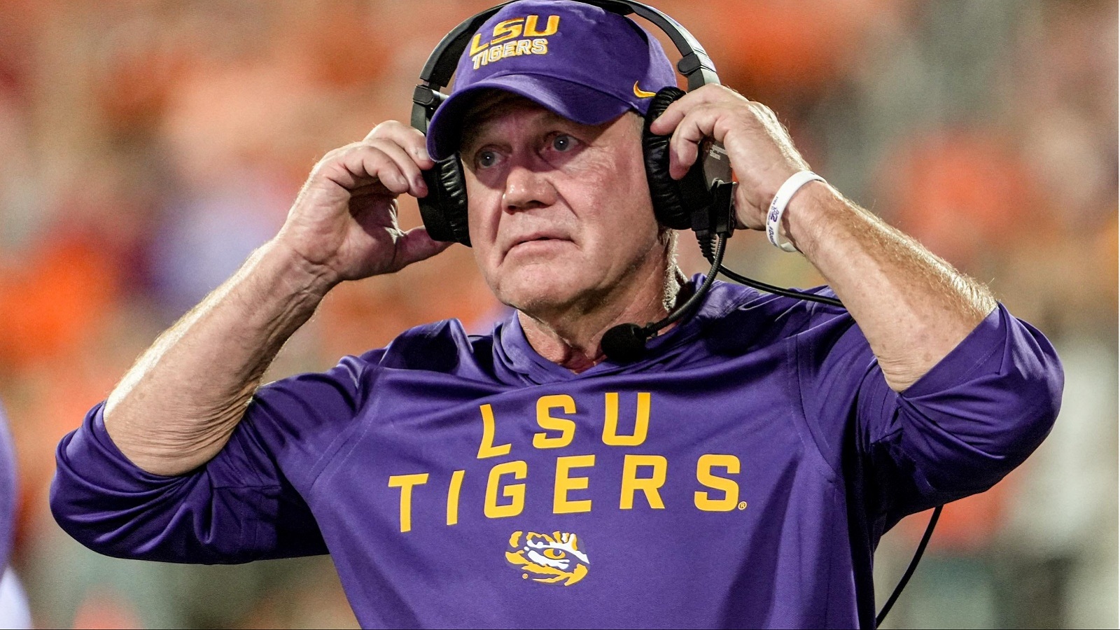 LSU Fans Chant 'Fire Kelly' During Blowout Loss To Texas A&M