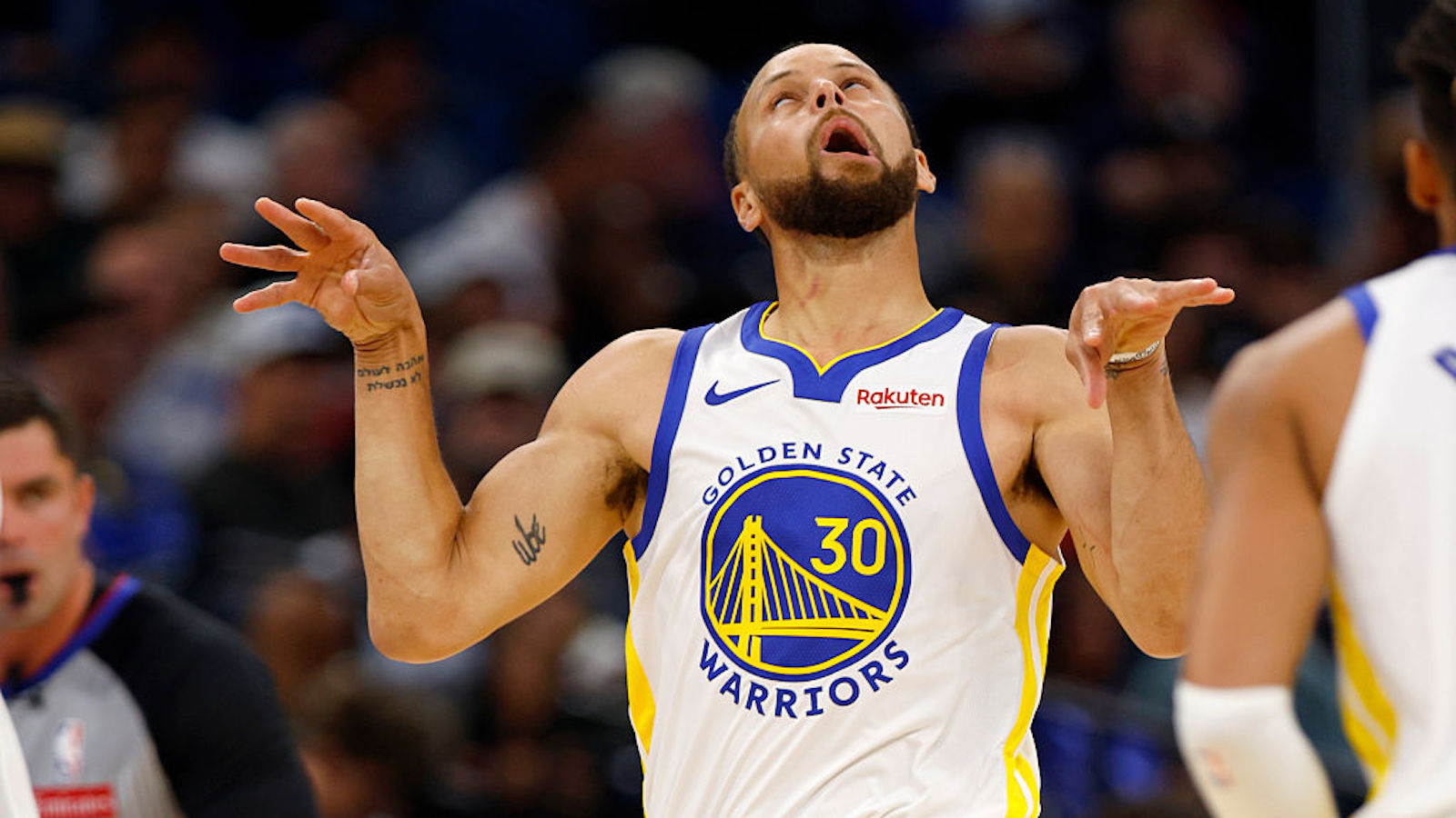 Steph Curry Raises Eyebrows With3-Pt Celebration Against Magic