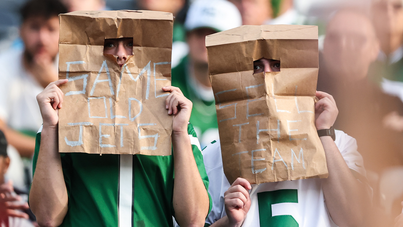 MetLife Stadium Empty As New York Jets Fans Abandon Team