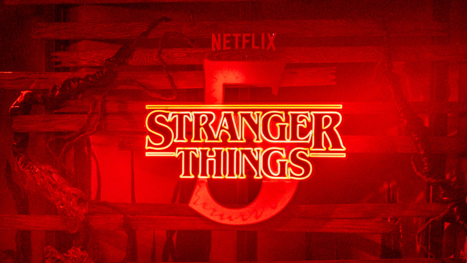 Viewers Spot Major Wardrobe Error In 'Stranger Things' Episode
