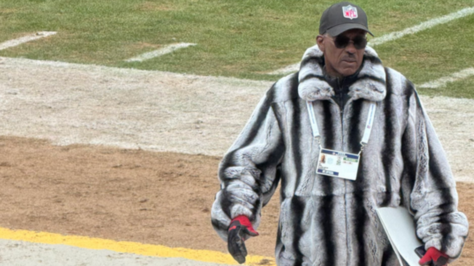 Who Was NFL Referee Wearing Fur Coat At AFC Championship?