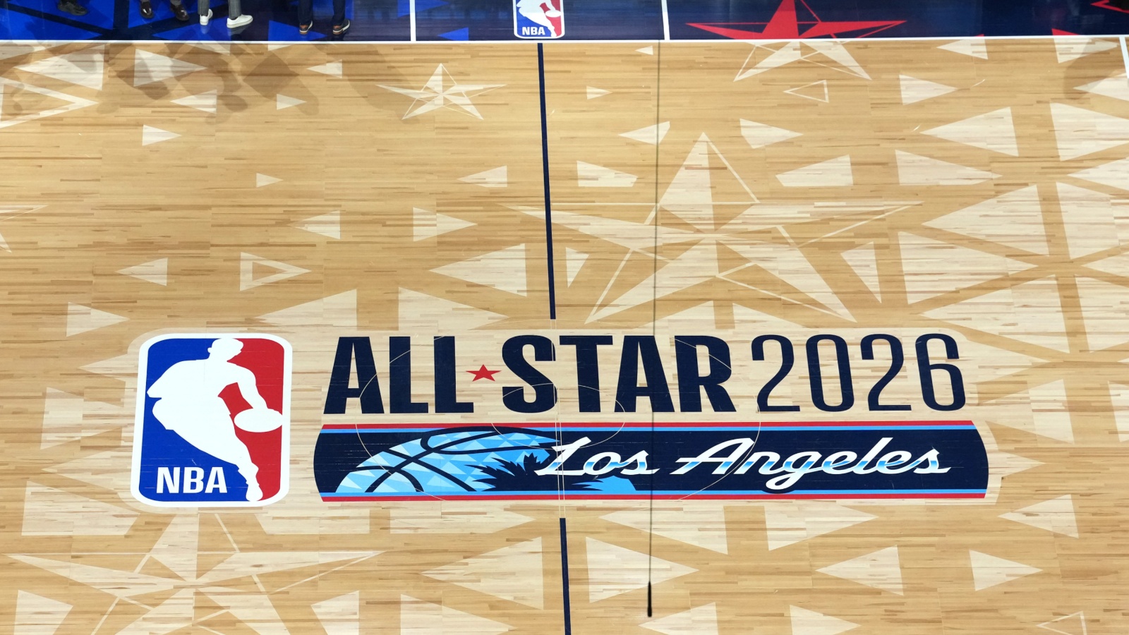 NBA All-Star Game Embarrassingly Empty After Charging $900 Ticket ...