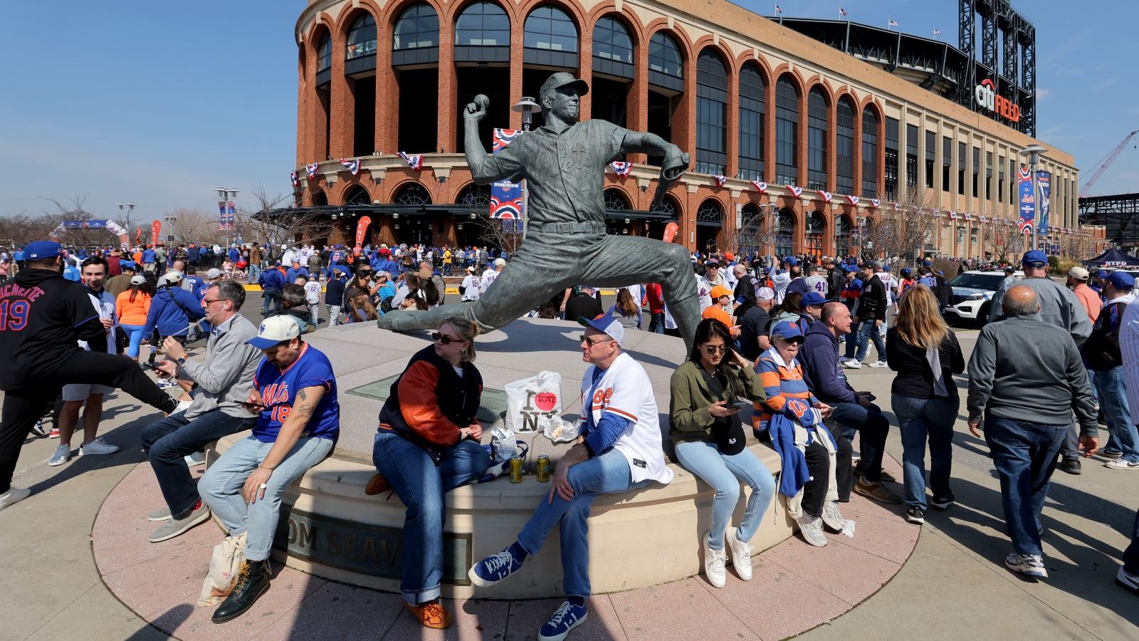 'Hamilton' Star Botches National Anthem At NY Mets Opening Day