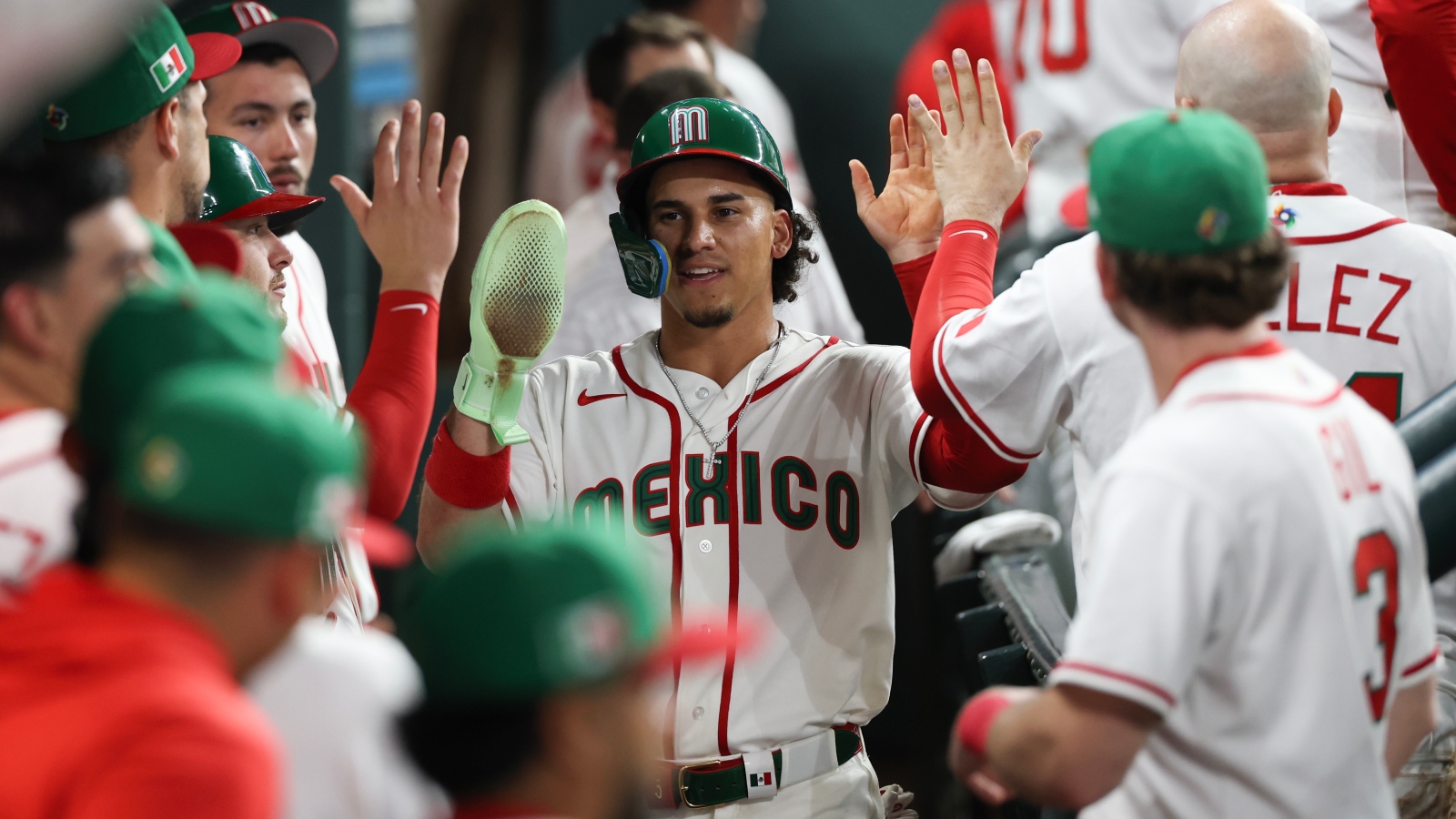 Team Mexico Earns Respect For Treatment Of Astros' Stadium